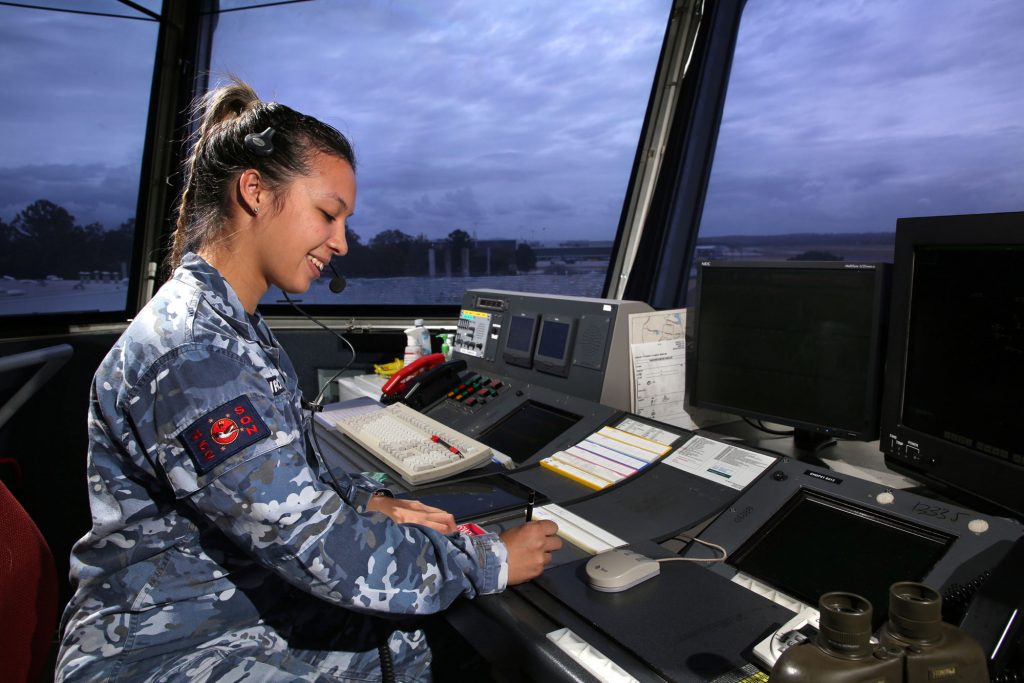 Women-in-Aviation-RAAF-Joint-Battlefield-Airspace-Controller-Janet ... Women-in-Aviation-RAAF-Joint-Battlefield-Airspace-Controller-Janet ...